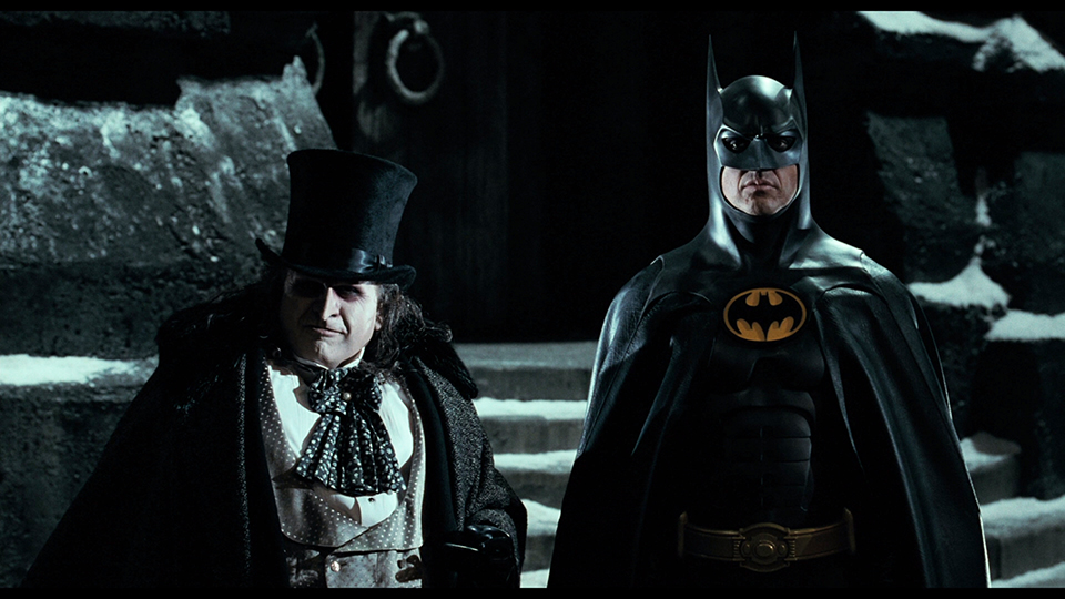 Batman Returns - Batman Plaza